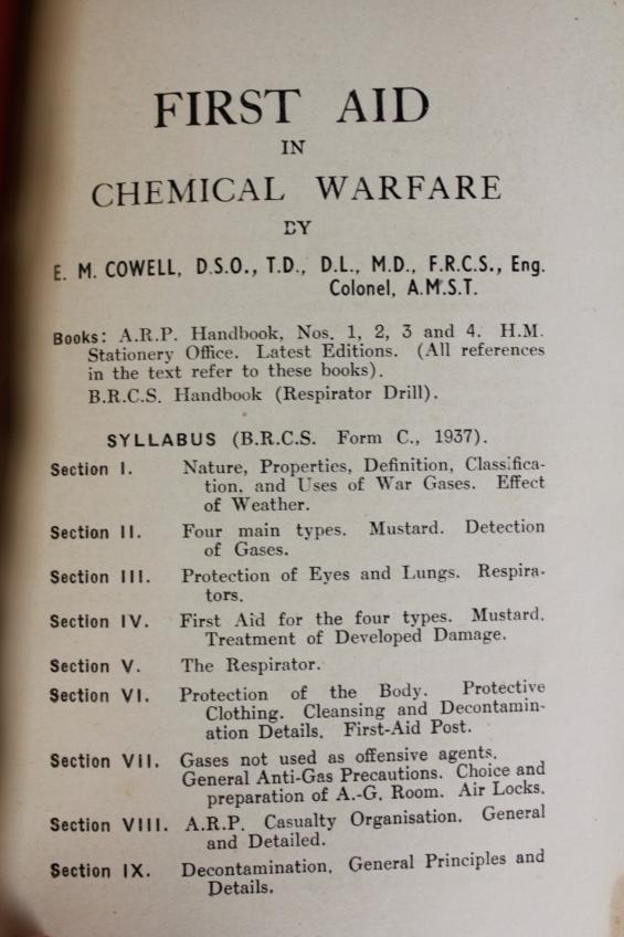 CS Militaria | WW2 British Pocket Book First Aid In Accidents & Air ...
