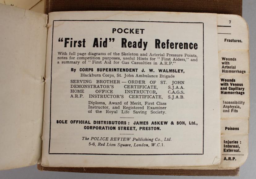 CS Militaria | WW2 Home Front - ' Pocket First Aid Ready Reference ...