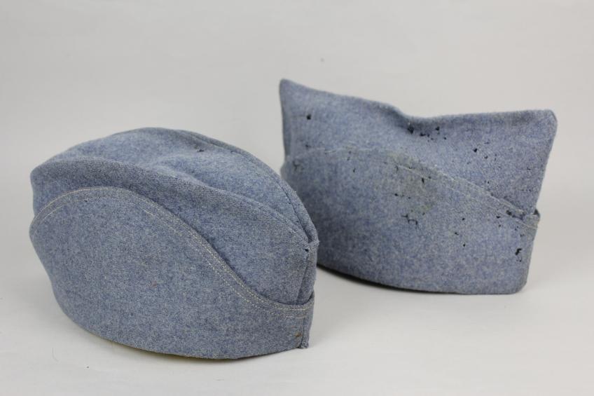 CS Militaria | WW1 French Forage Cap Pair ( M15 & M18 )