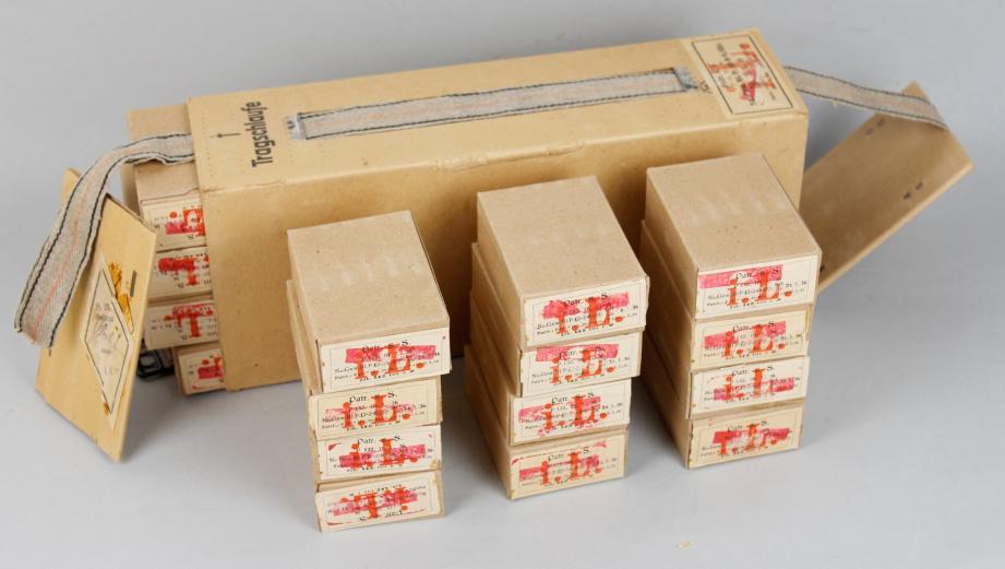 CS Militaria | WW2 German 7.92mm Ammunition Carton ( Packhulse) With ...