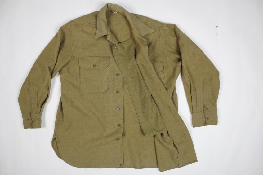 CS Militaria | WW2 US Other Ranks GI Shirt With Gas Flap