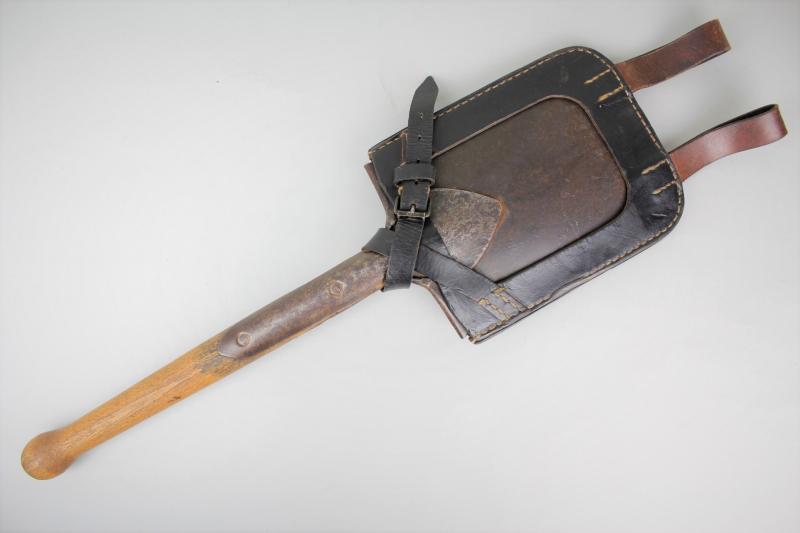 CS Militaria | WW2 German Straight Entrenching Tool With Prestoff ...