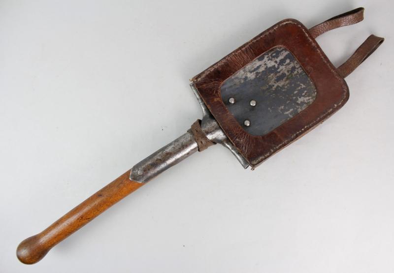 CS Militaria | WW1 German ' BA XV 1918 ' Entrenching Tool In Carrier