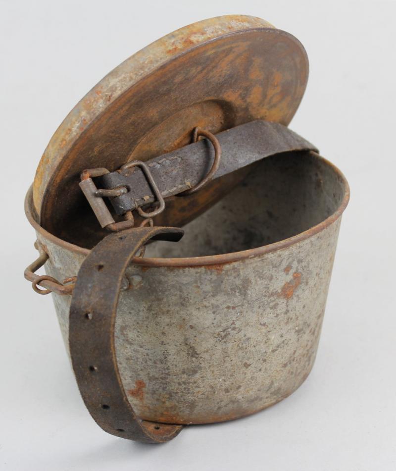 CS Militaria | WW1 French M1852 Individual Cooking Pot & Early Carry Strap