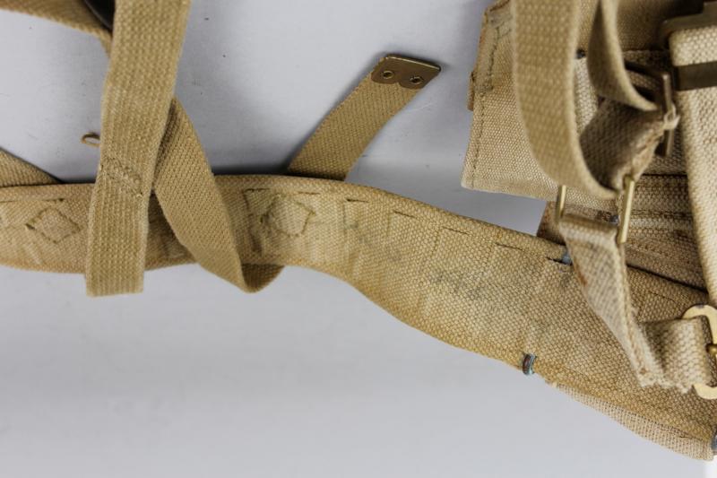 CS Militaria | WW2 British Officers Webbing Set ( Wartime dates )