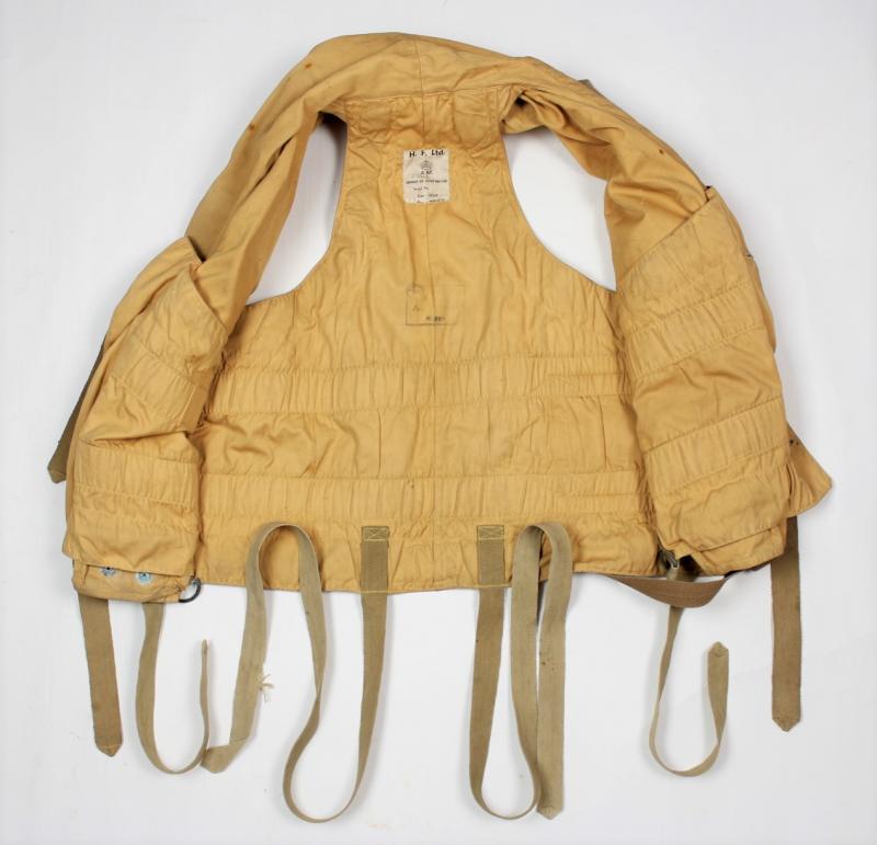 CS Militaria | WW2 RAF '41 Mae West Life Jacket