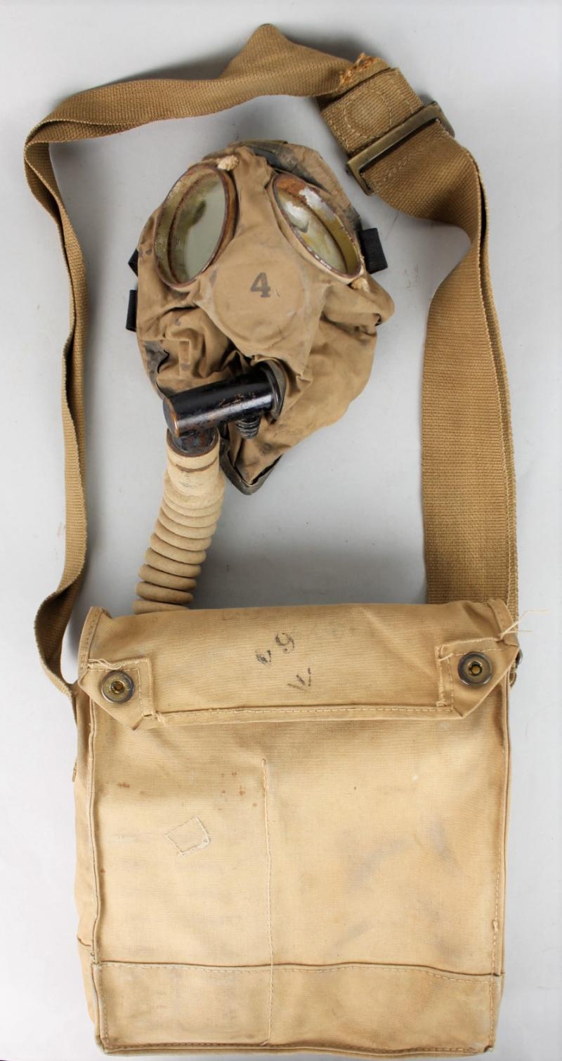 CS Militaria | WW1 British Small Box Respirator & Haversack