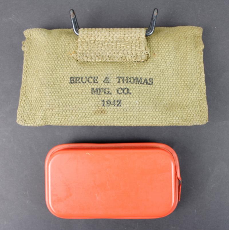 CS Militaria | WW2 US First Aid Pouch & 1st Aid Carlisle Dressing Tin