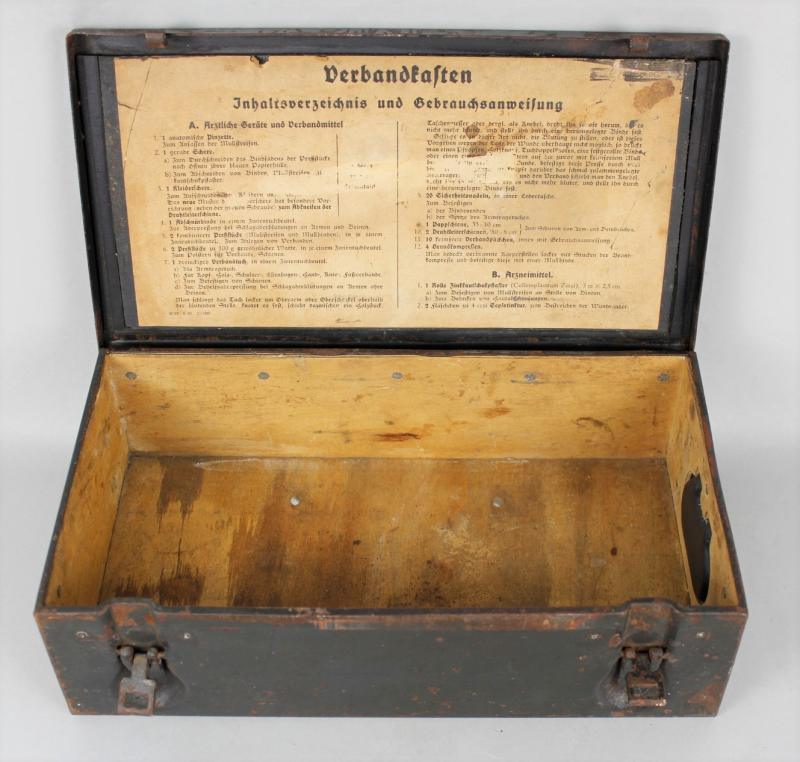 CS Militaria | WW2 German Vehicle Medical Kit 'Verbandkasten' Box