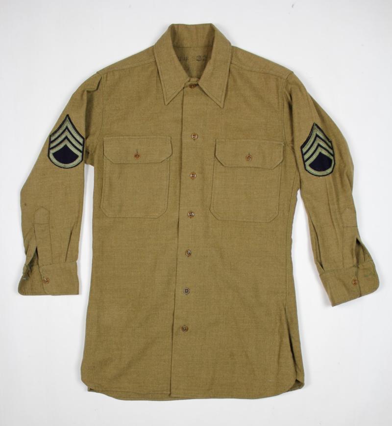 CS Militaria | WW2 US Shirt With Sergeant Rank Chevrons