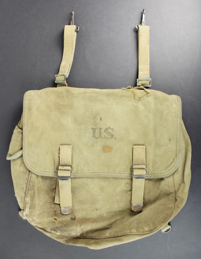 CS Militaria | WW2 US Musette Bag 1940 ( Named To A Captain )