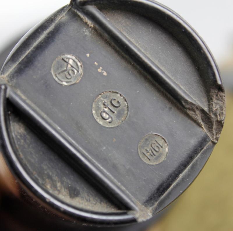 CS Militaria | WW2 German Waterbottle With 41 Dated Bakelite Cup