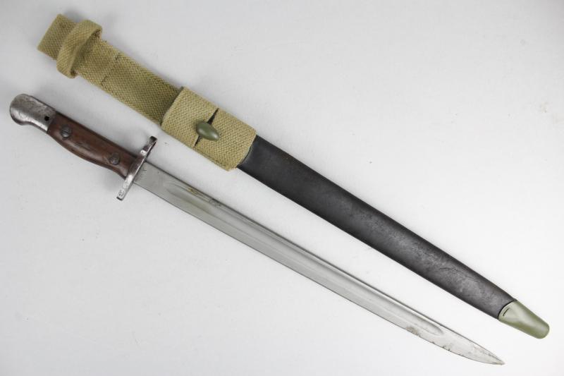 CS Militaria | WW2 Australian '07 Pattern Bayonet 1944 With Frog