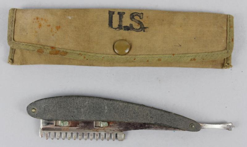CS Militaria | WW2 US Shaving Razor In Pouch