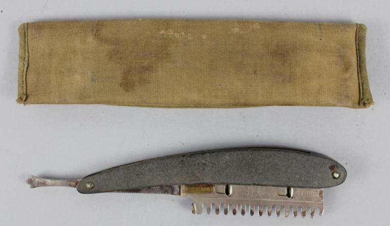 CS Militaria | WW2 US Shaving Razor In Pouch