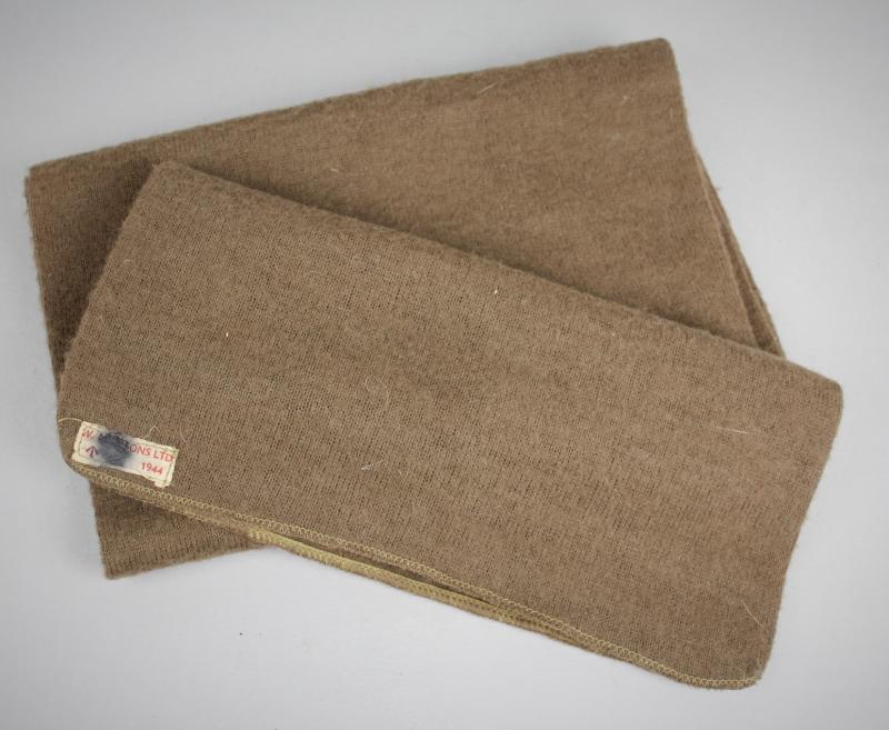 CS Militaria | WW2 British Army Scarf 1944 ( Broad Arrow Marked )