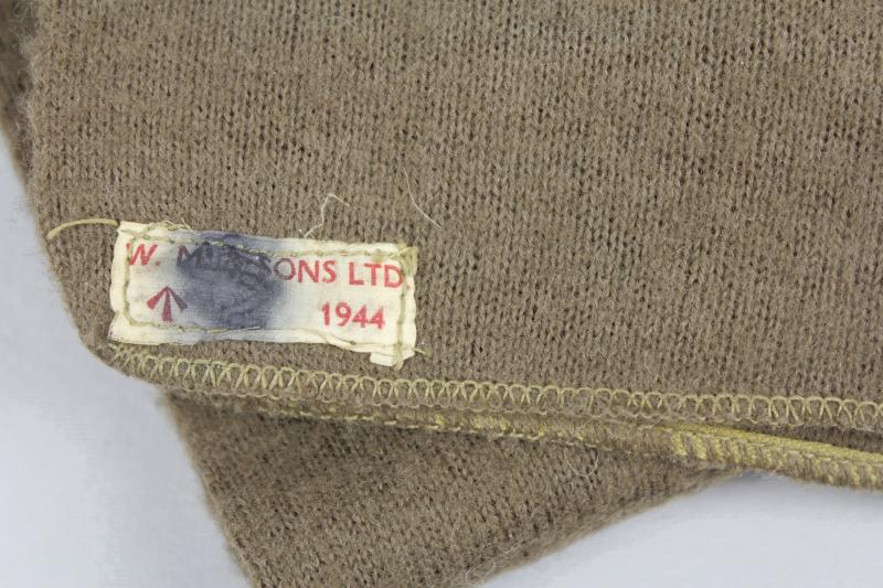 CS Militaria | WW2 British Army Scarf 1944 ( Broad Arrow Marked )