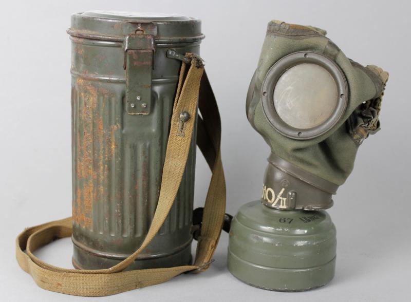 CS Militaria | WW2 German Matching Numbers Officer Named Early Gas Mask ...