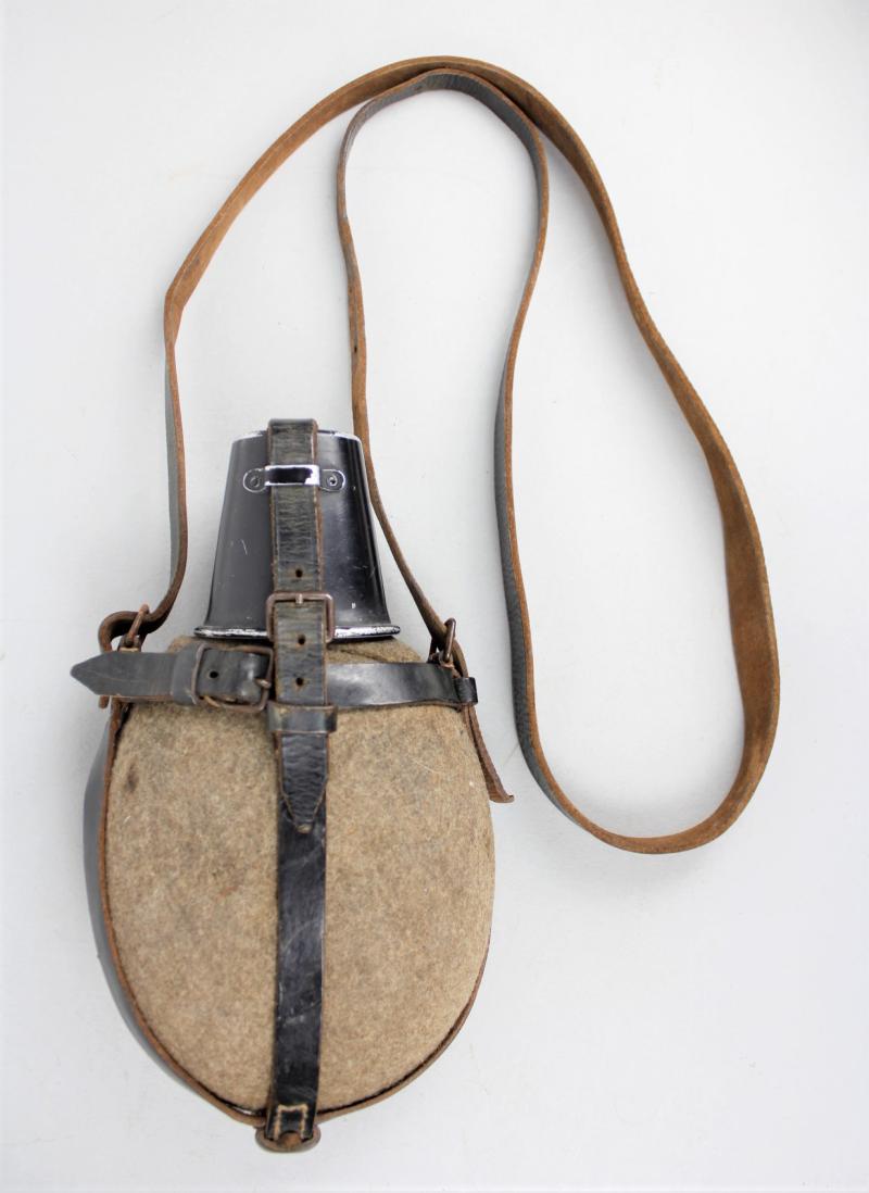 CS Militaria | WW2 German Medical Waterbottle 1938