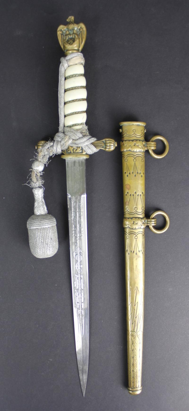 CS Militaria | WW2 German Kriegsmarine Dress Dagger With Original Knot