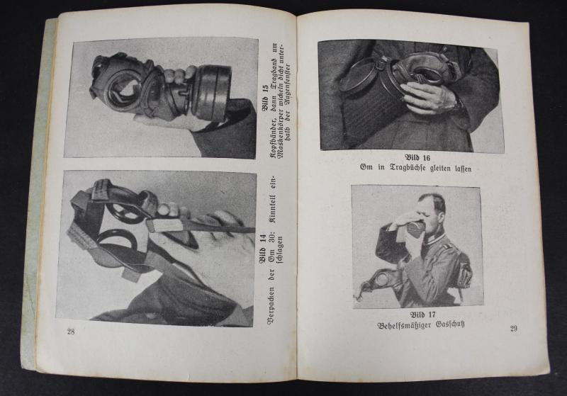 CS Militaria | WW2 German Gas Mask With Original Wartime Straps , Gas ...