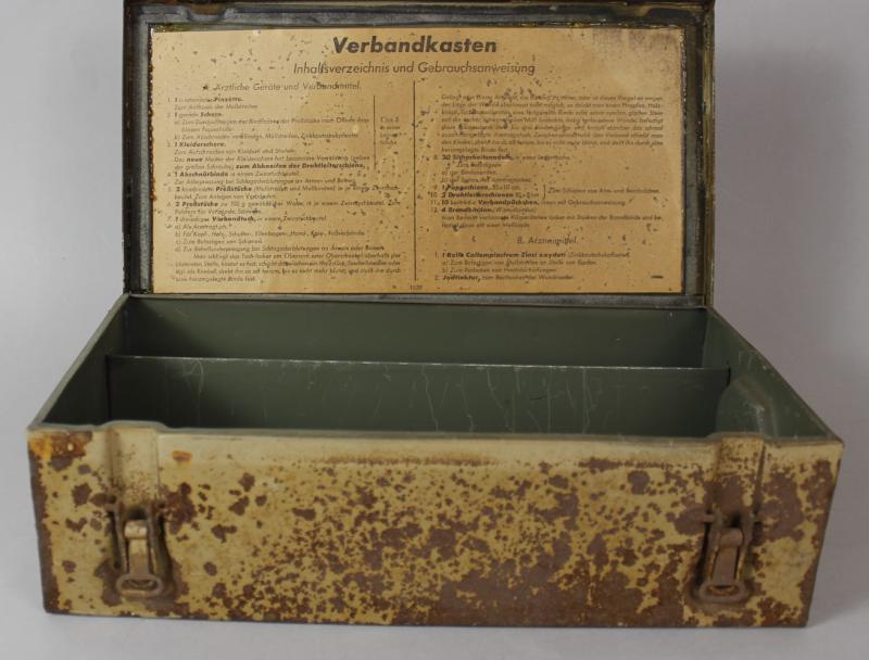 CS Militaria | WW2 German 'Verbandkasten' First Aid Box In Tan