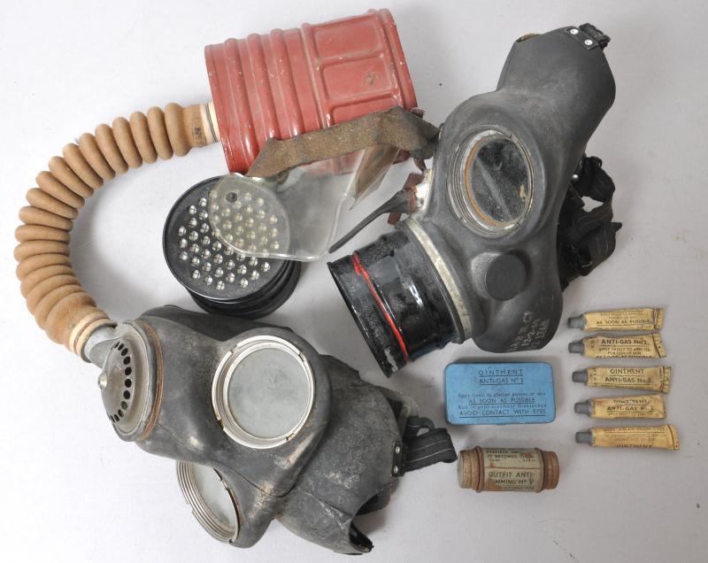 CS Militaria | WW2 British Anti Gas Equipment Grouping