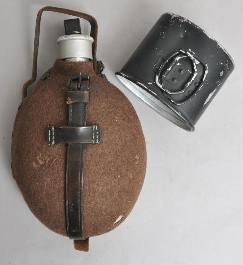 CS Militaria | WW2 German Waterbottle 1940/41