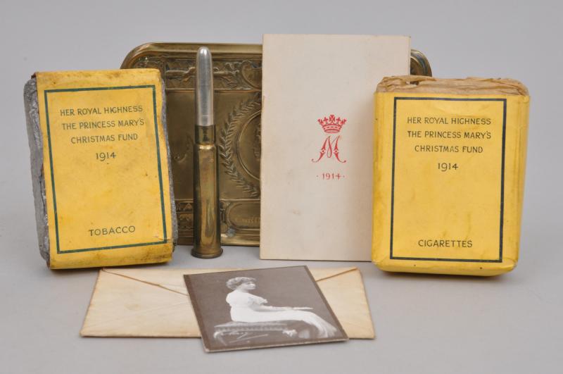 CS Militaria | WW1 British Princess Mary Tin & Complete Contents