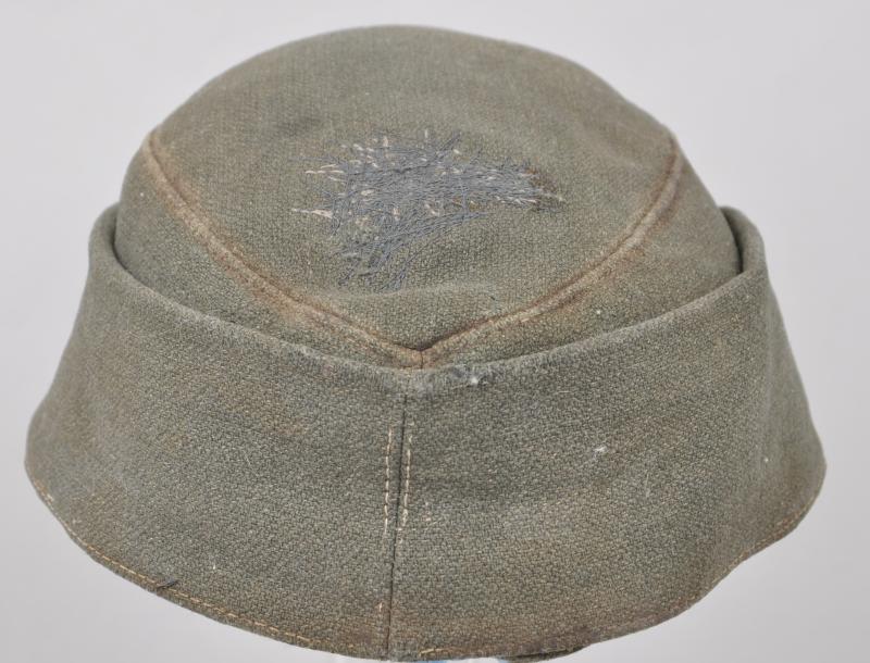CS Militaria | A Salty WW2 German Army M43 Cap With Zig Zag Stitched ...