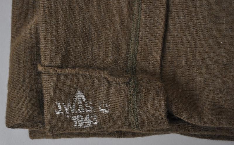 CS Militaria | WW2 British Cap Comforter 1943