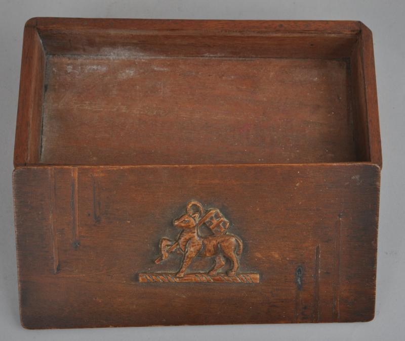 CS Militaria | WW2 British Queens Regiment Personal Effects Box
