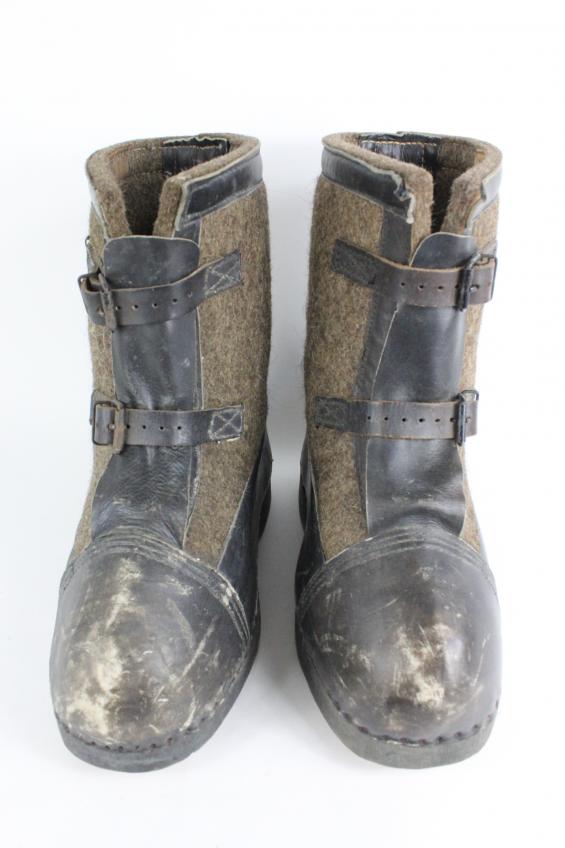 CS Militaria | WW2 German Felt & Leather Winter Boots , 1943 Dated