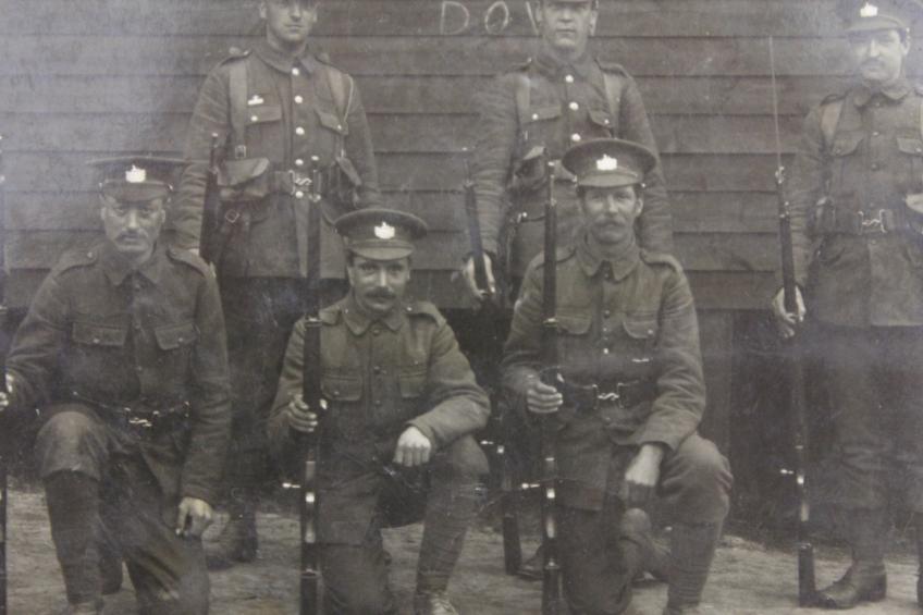 CS Militaria | WW1 British Photograph ( 1914 pattern Equipment )