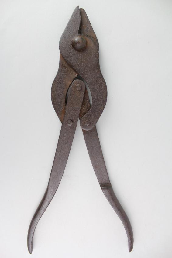 CS Militaria | WW1 British 1917 Dated Wirecutters