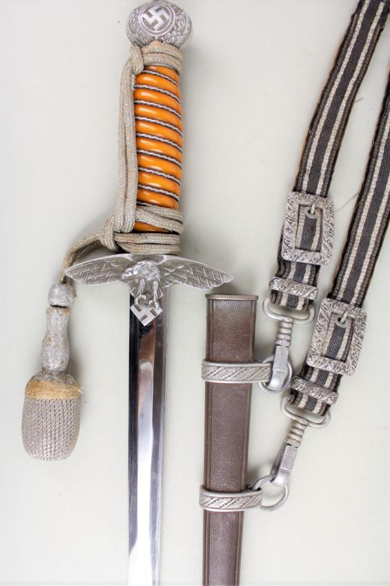 CS Militaria | WW2 German Luftwaffe Dagger With Hanger & Knot